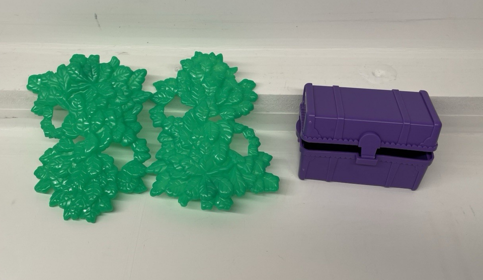 Kenner Vintage Littlest Pet Shop Zoo Playset Some Accessories Carry ...