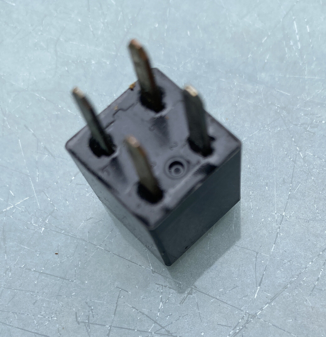 (1pc) Used GM Omron 4 Pin Multi-Purpose Relay 5010-8303 OEM | eBay