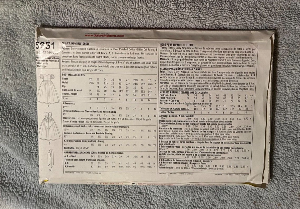 2 Simplicity Patterns ~ 2484 & 5651 ~ Size 3-6 ~ ~ ~ ~ ~ Listing MP 55 ...