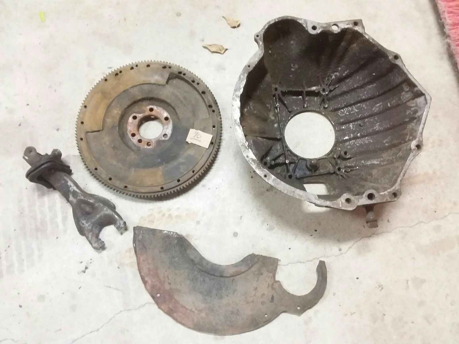 1973-1987 Chevy GMC 6.2 Diesel Bellhousing ASSEMBLY NP440 NP833 SM465 ...