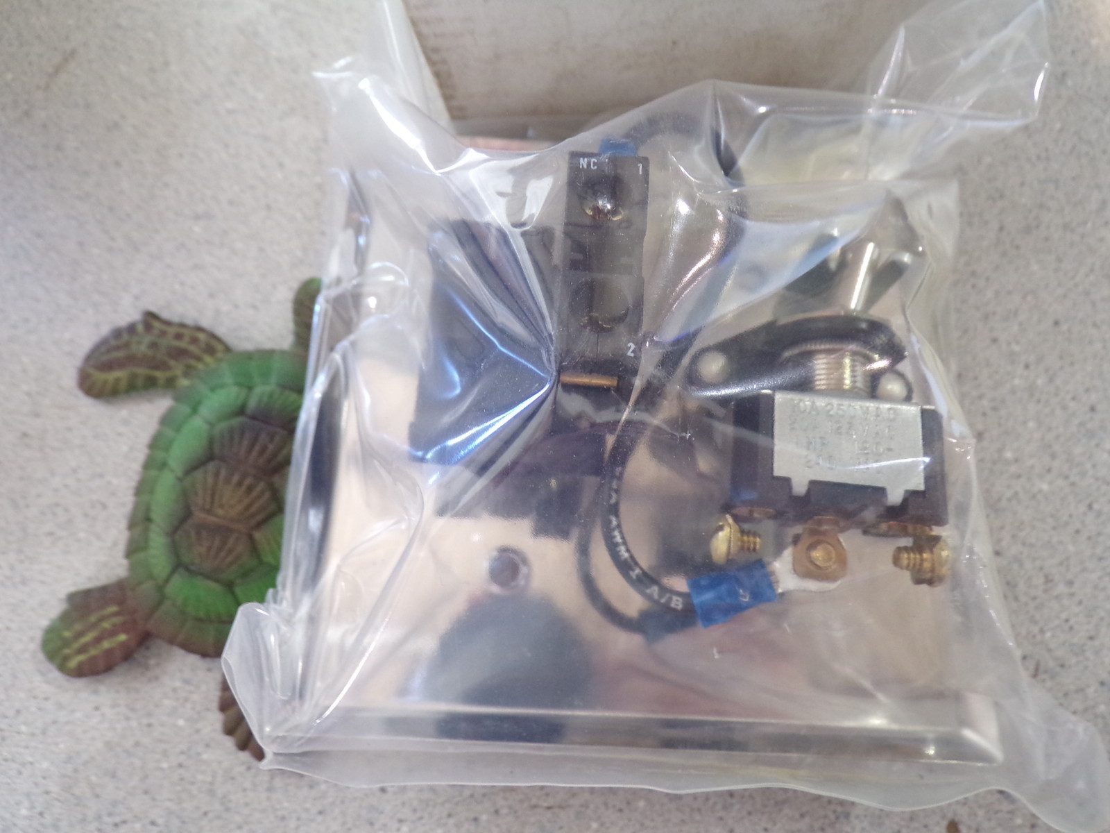 Moeller Gas Valve Control EK01 IEC 947/EN 60947 VDE 0660 291830/141959 ...