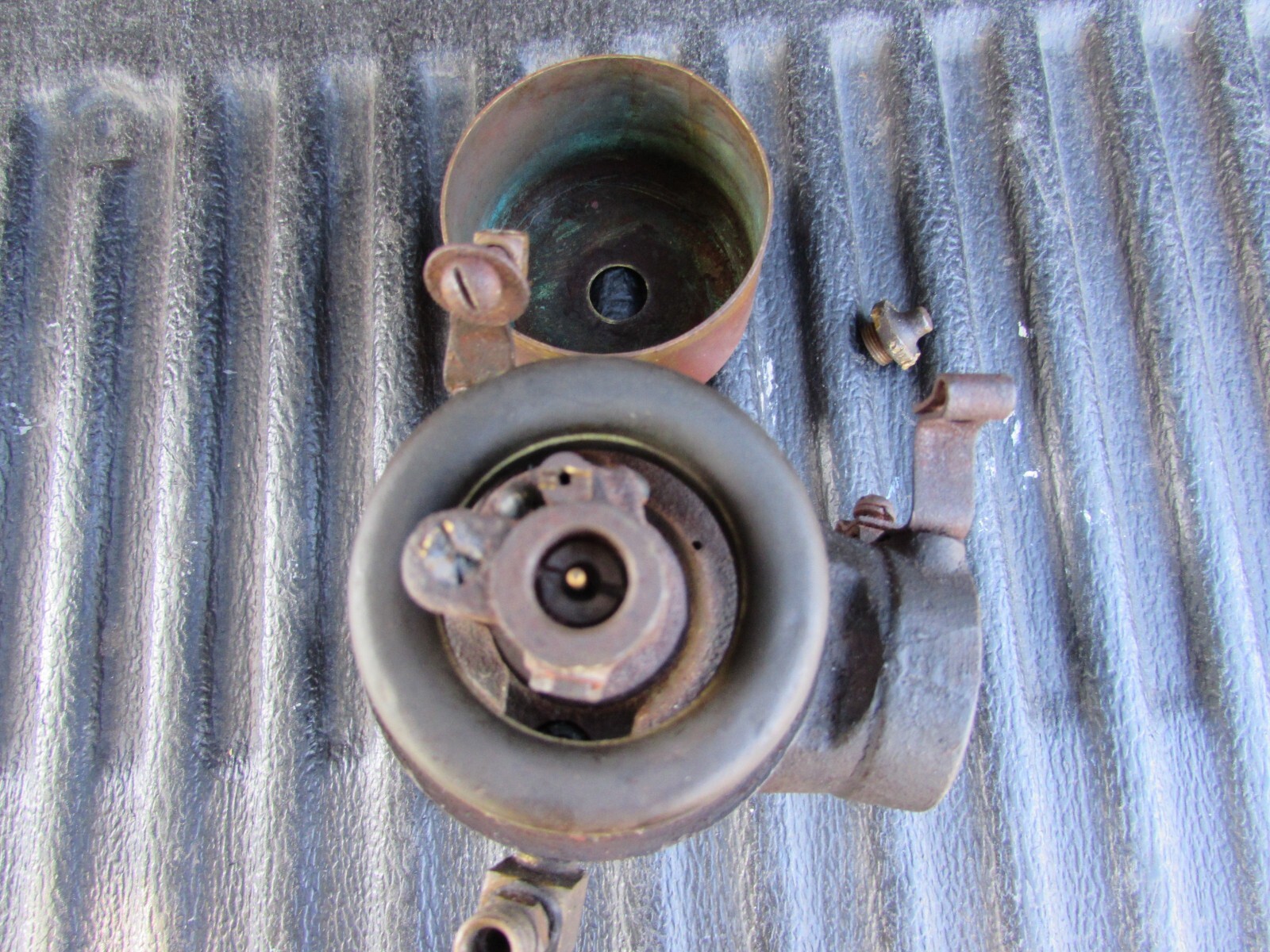1929 1930 1931 CHEVROLET CARTER RJH-08 CARBURETOR ? Original as found ...