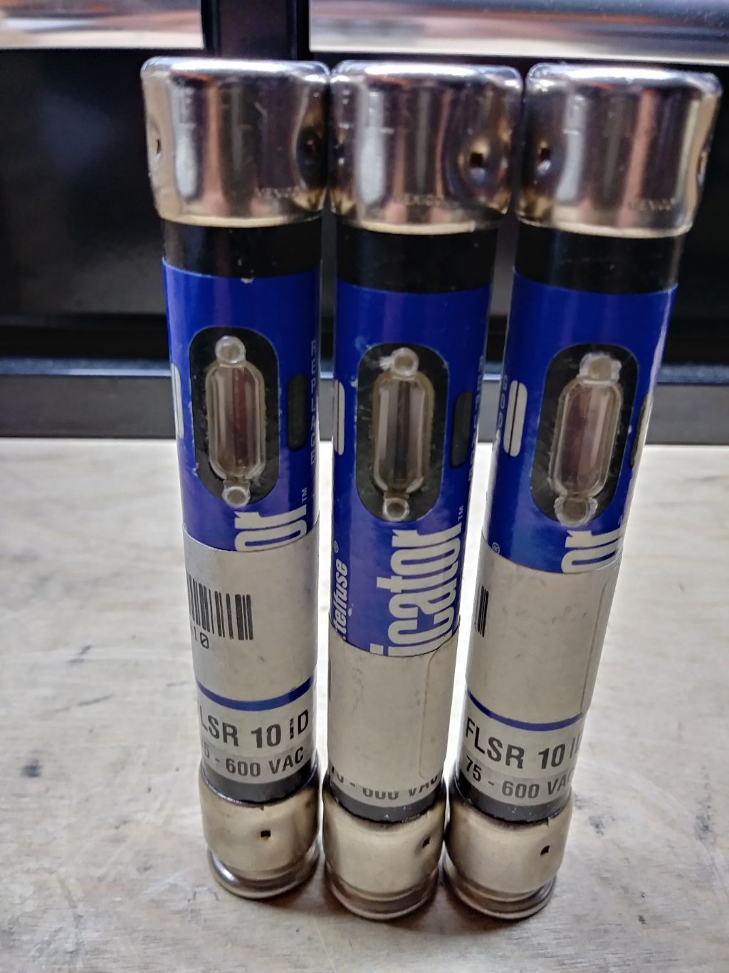 LITTLEFUSE FLSR FLSR 10 ID INDICATOR FUSE 600 vac | eBay