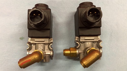 Volvo PTO Solenoids & Fitting 2-1078315 1-20566049 2-8082135 | eBay