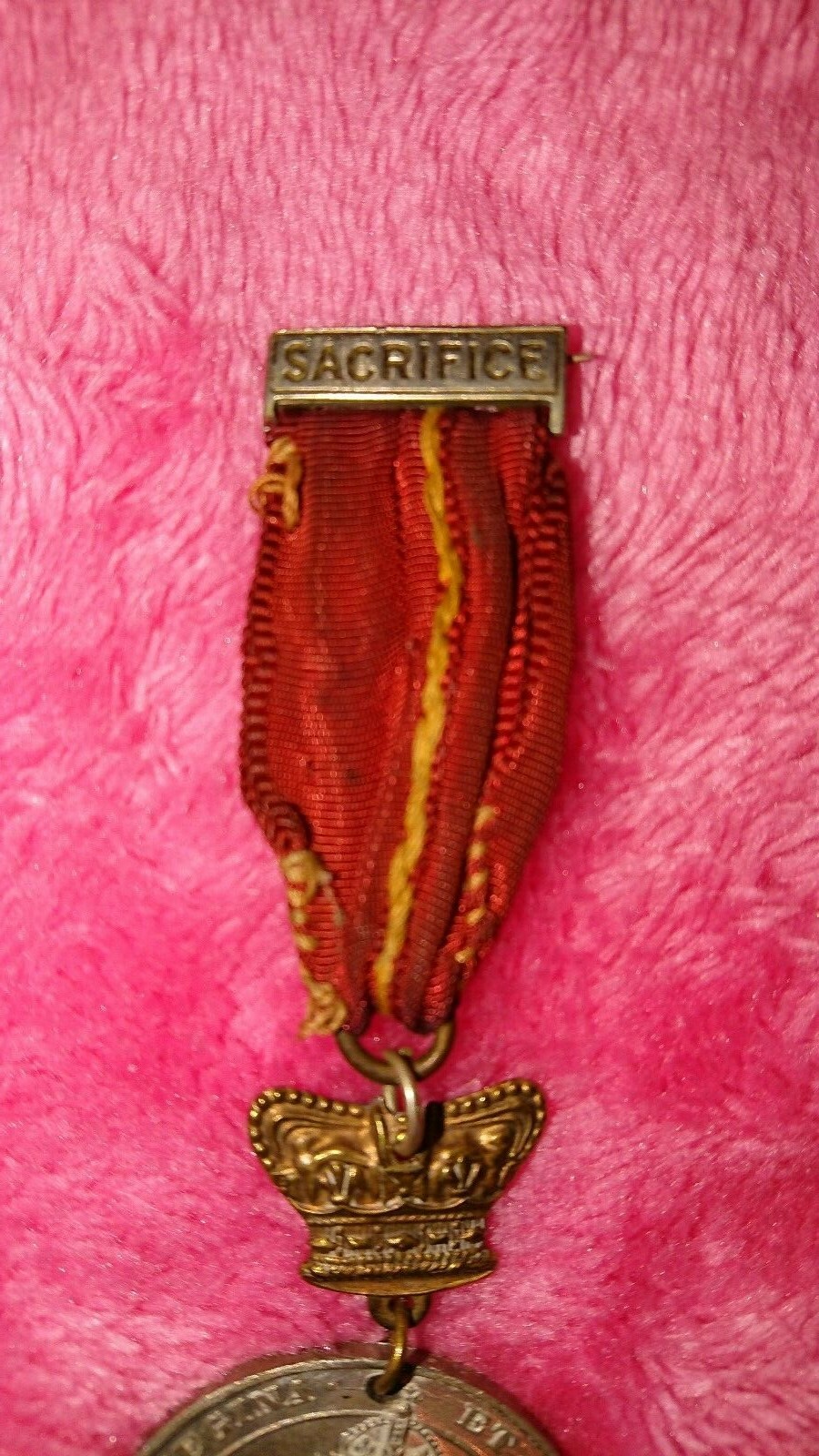 A Vintage Royal Medallion to Commemorate the 60th Year of Reign of ...