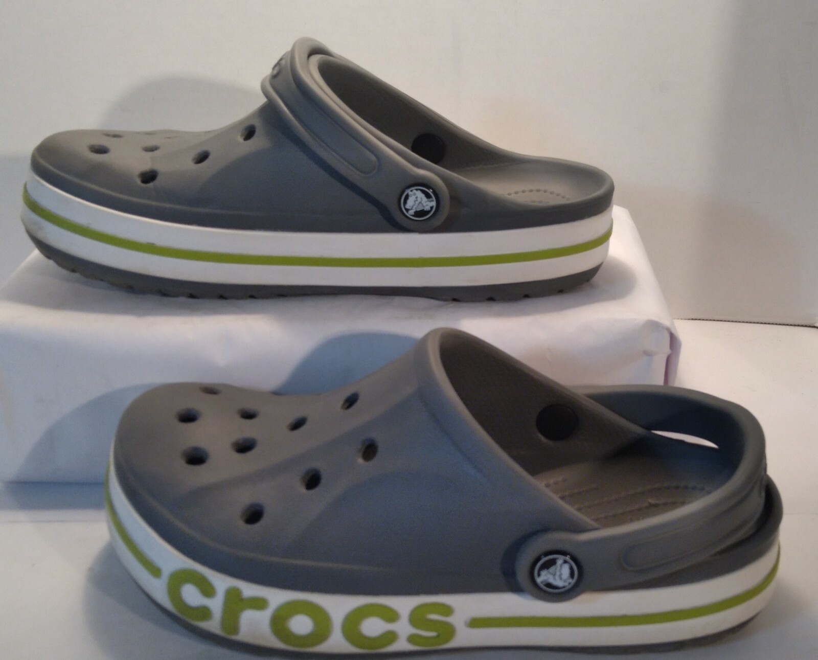 Crocs Iconic Comfort / Gray Sandals / Men's Size 5 /… - Gem