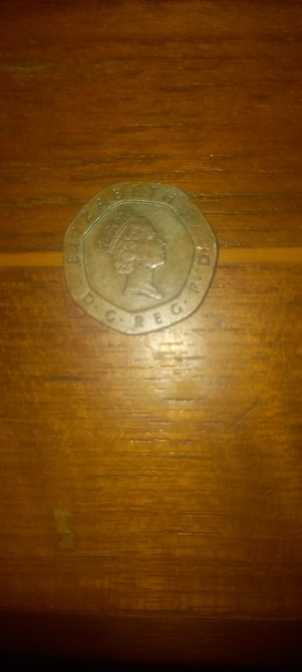 brown colour 20 pence 1993 with a little bit of silver on it | eBay UK