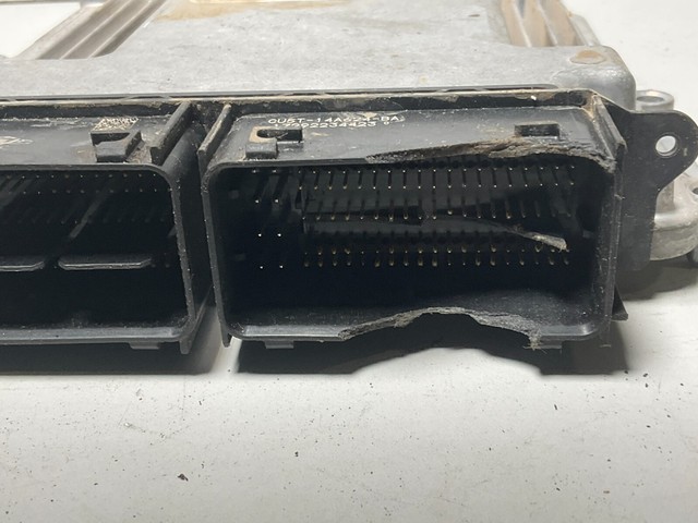 2018 Ford Focus Engine Control Module Unit ECM Hm5a-12a650-ka B14 037 ...