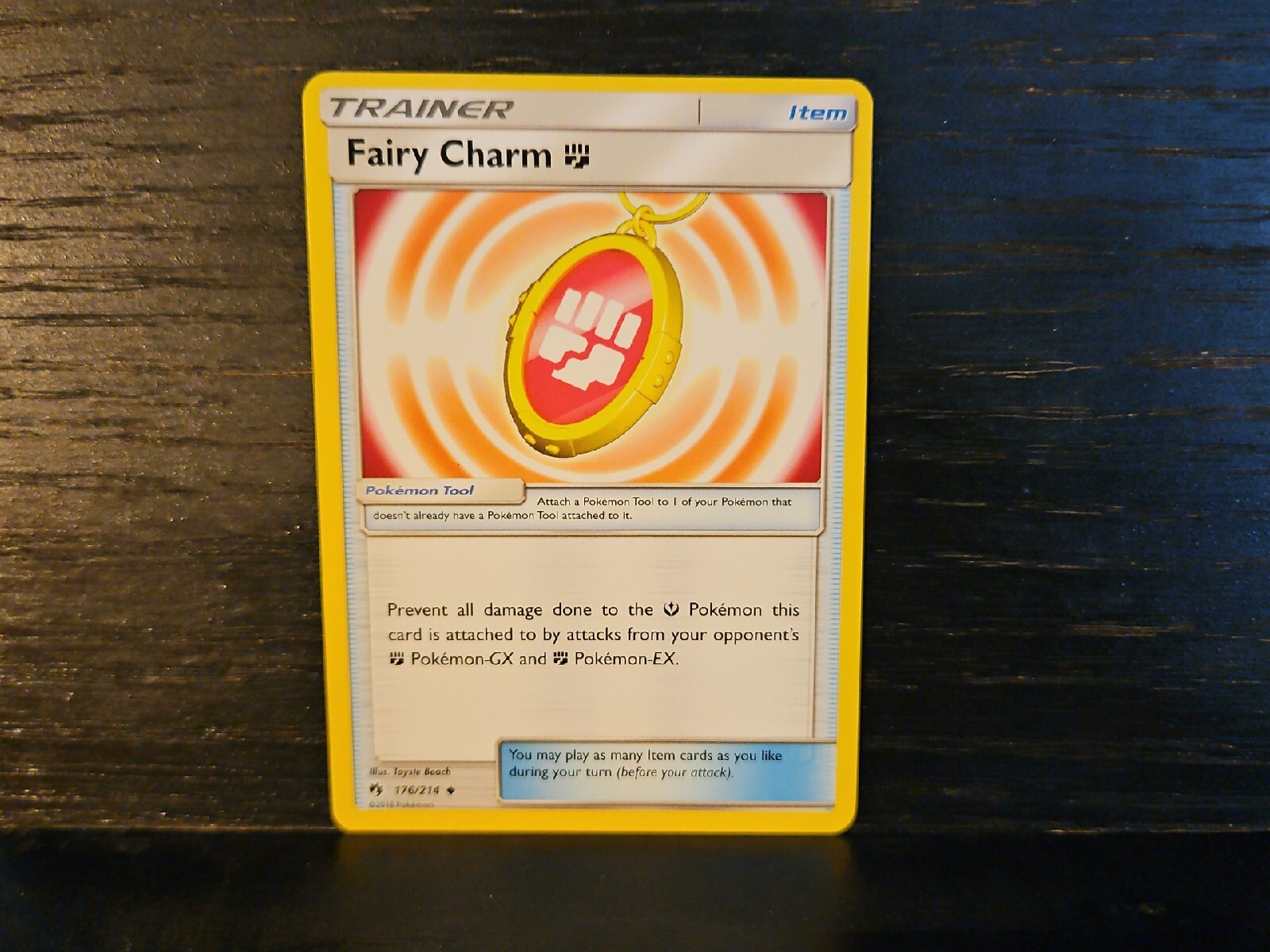 Pokémon TCG Fairy Charm [Fighting] Sun & Moon - Lost Thunder 176/214 ...