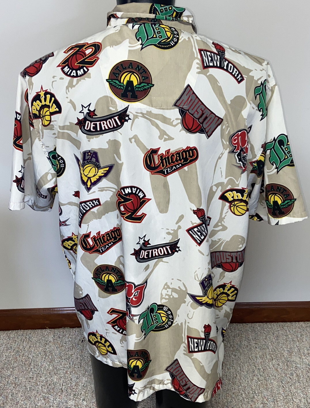 🔥Regal Wear Basketball NBA Themed Mens Casual Hawaii… - Gem