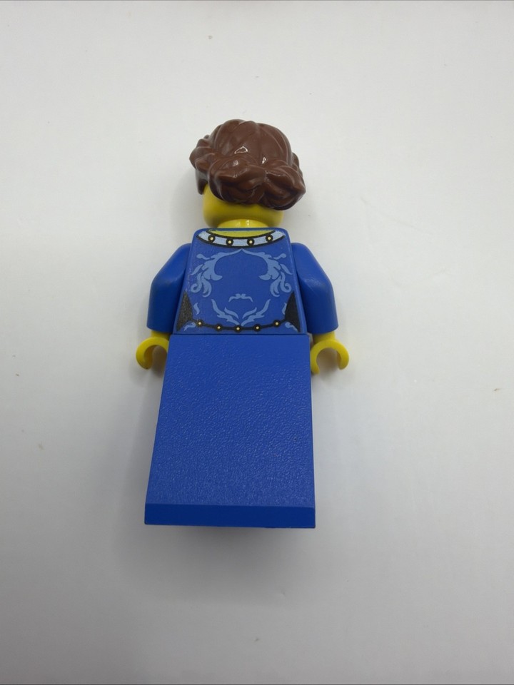 Lego Golden Knight King And Queen From Lego Castle Set 7079 And Horse ...
