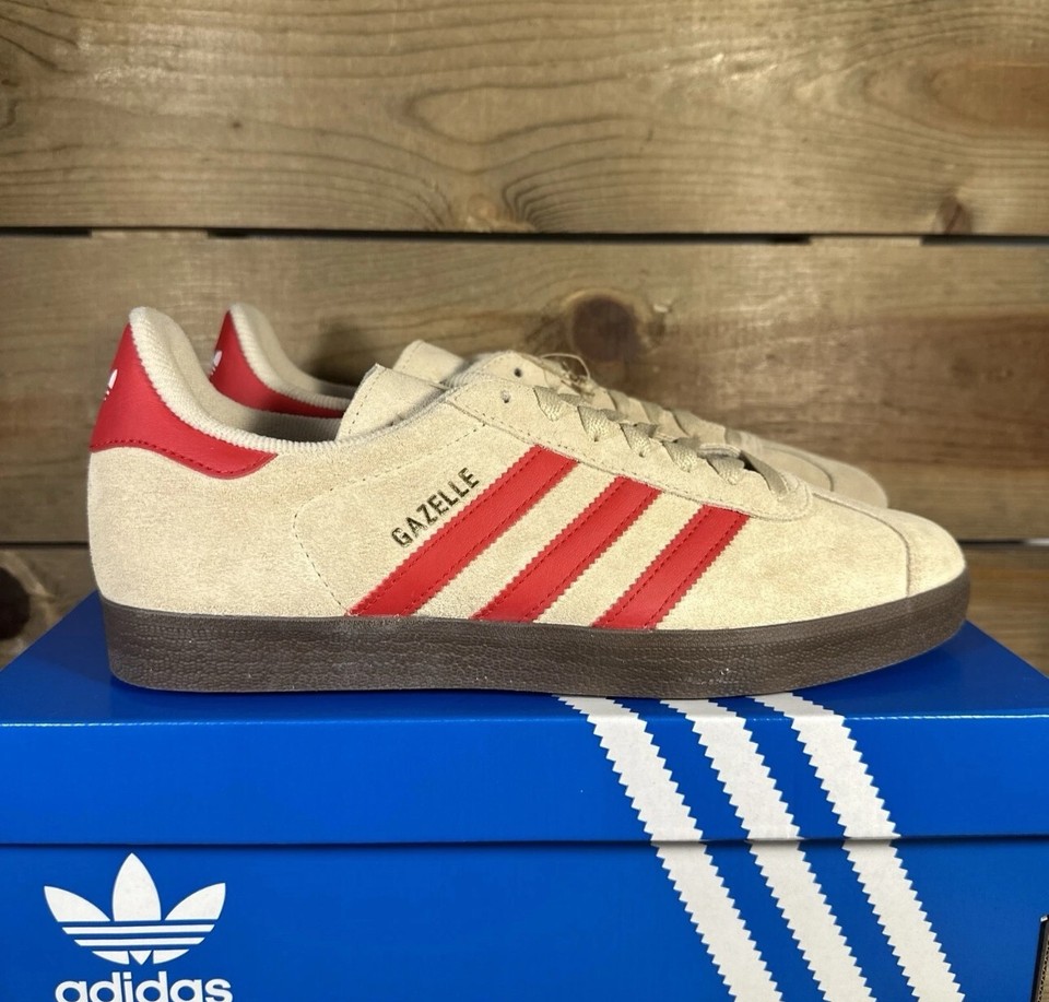 NEW Mens Adidas Gazelle "Sand Strata Scarlet" Low Top Casual Sneakers ...