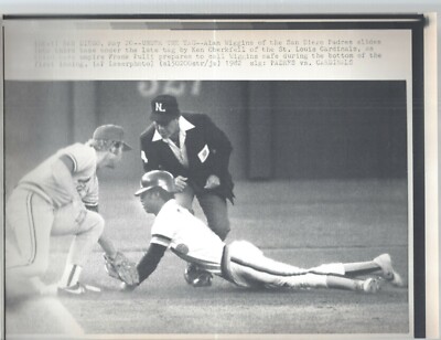 Allan Wiggins Beats Ken Oberkfell Tag Vintage AP Laser Wire Photo 1982 ...