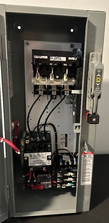 SQUARE D NEMA SIZE 0 AND 1 TYPE S COMBINATION MOTOR CONTROLLER 480 ...