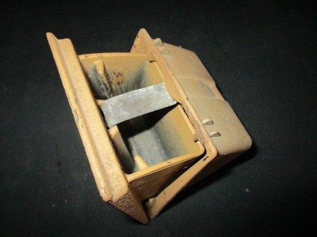 Volvo 240 Rear Ashtray Beige Door Lock Actuator Handle Striker Stopper ...