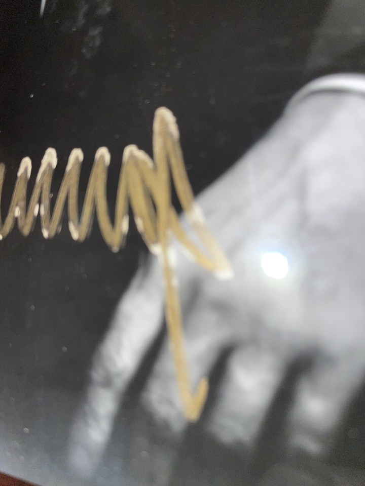 SIGNED Donald Trump original autographed 8x10” photograph Gold Sharpie ...