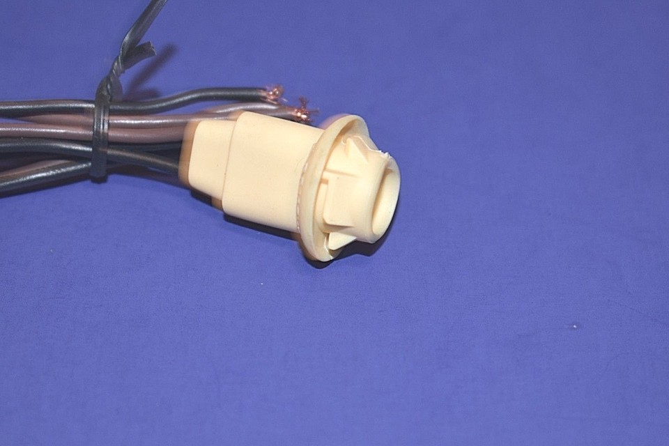 Side Marker Light Socket Some Ford Mustang Maverick Torino Galaxie LTD ...