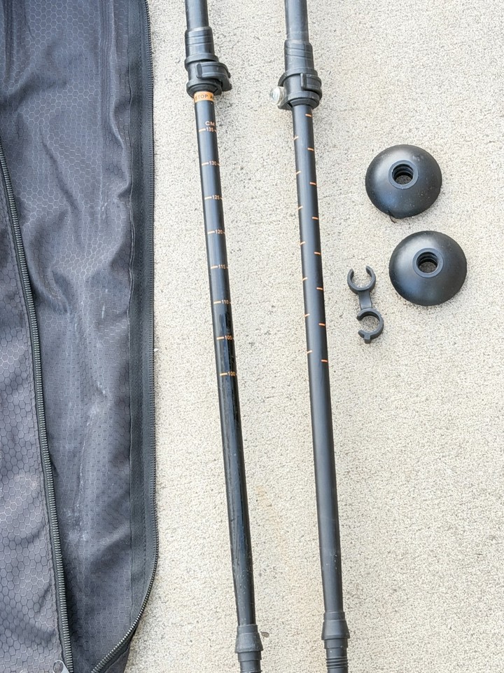 Set of Cascade Mountain tech CMT Carbon Trekking Poles 100-135CM Blk ...