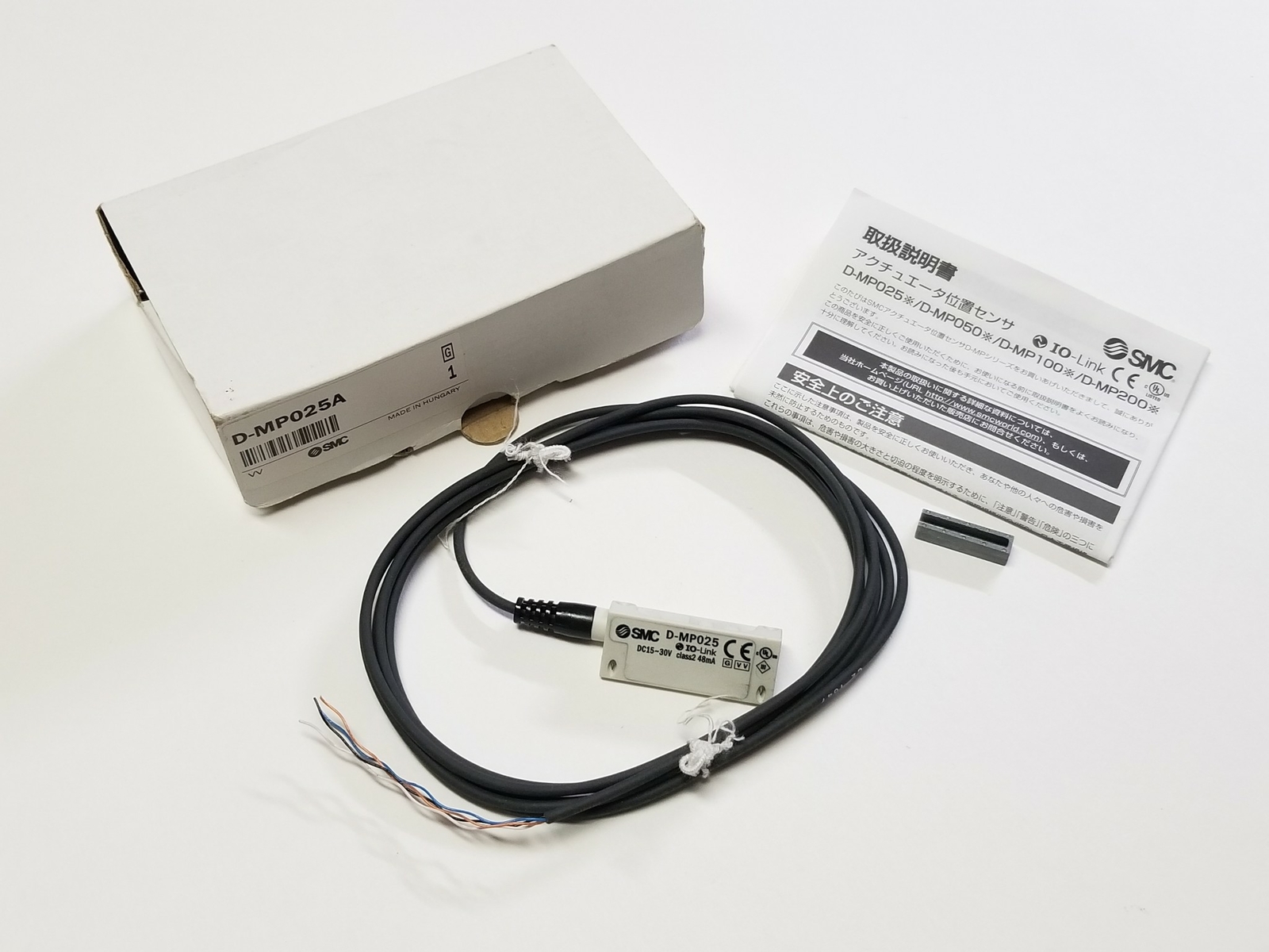 SMC D-MP025A IO-Link 25mm Range 4-Wire 2M Cable Cylinder Sensor | eBay