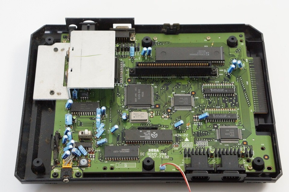 SEGA Mega Drive Console VA4 HAA-2510 -System Only- Tested B10041458 ...