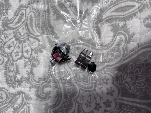 Lego Star Wars - Mandalorian Din Djarin Mando - Red Christmas Scarf ...