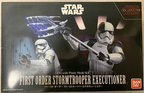 BANDAI Star Wars 1/12 First Order Stormtrooper Executioner Plastic ...