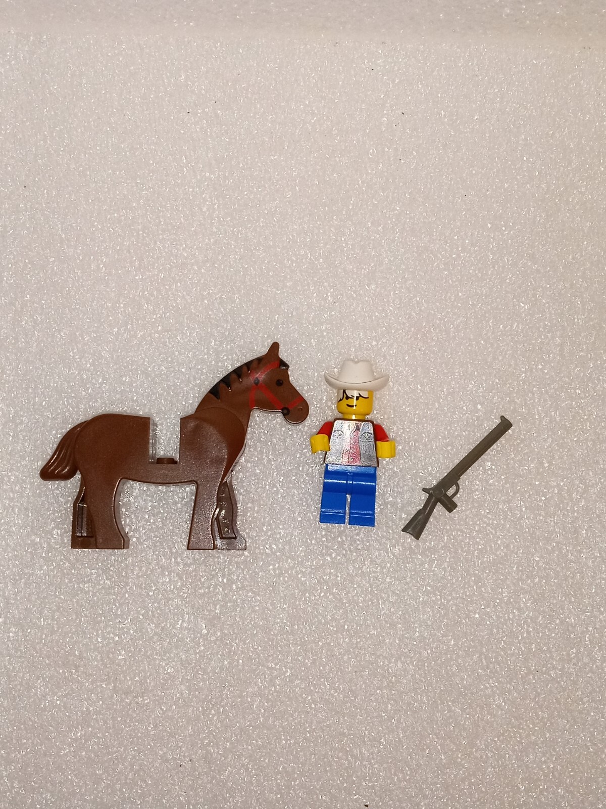 Lego System 6765 Western Gold City Red Shirt Deputy Zack, Horse, Gun | eBay