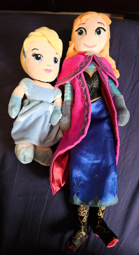 Disney Store Anna & Posh Paws Elsa from Frozen | eBay UK