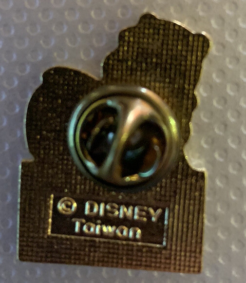 Trading Pin Walt Disney Collectors Society Winnie the Pooh Signature ...