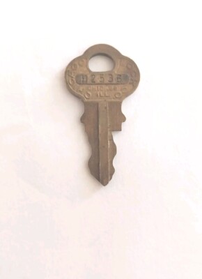 Vintage KEY CHICAGO LOCK COMPANY USA H2536 Brass Nice! Preowned VIEW ...