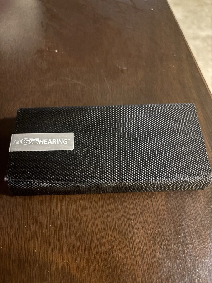 Starkey Hearing Aids W-Case And Accs. Starkey Charger included | eBay