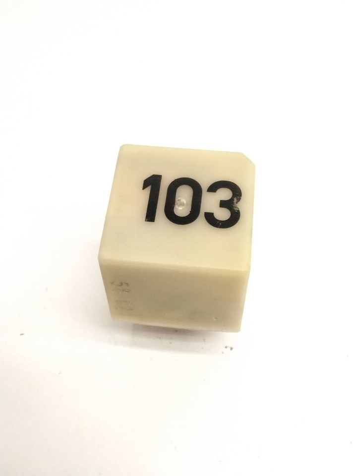 357911253 RELAIS FÜR AUDI A3 8L1 1.6 2676192 2676192 | eBay