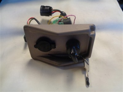 TRITON 260 LTS YAMAHA IGNITION SWITCH PANEL 5 5/8" X 3 5/8" MARINE BOAT ...