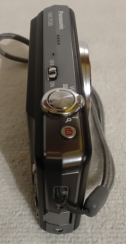 Panasonic Lumix DMC-FS30 Digital Camera Black With Battery Charger ...