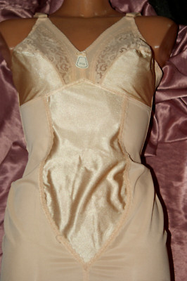 Glanz KORSETT * Miederbody * Mieder haut SATINPASSEN Vintage neu 90 B ...