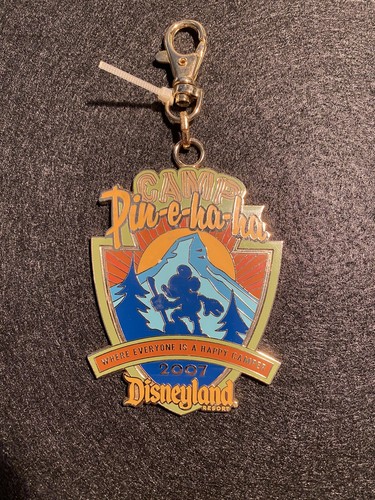 DLR - Camp Pin-e-ha-ha - Lanyard Medal LE 500 PP53495 | eBay