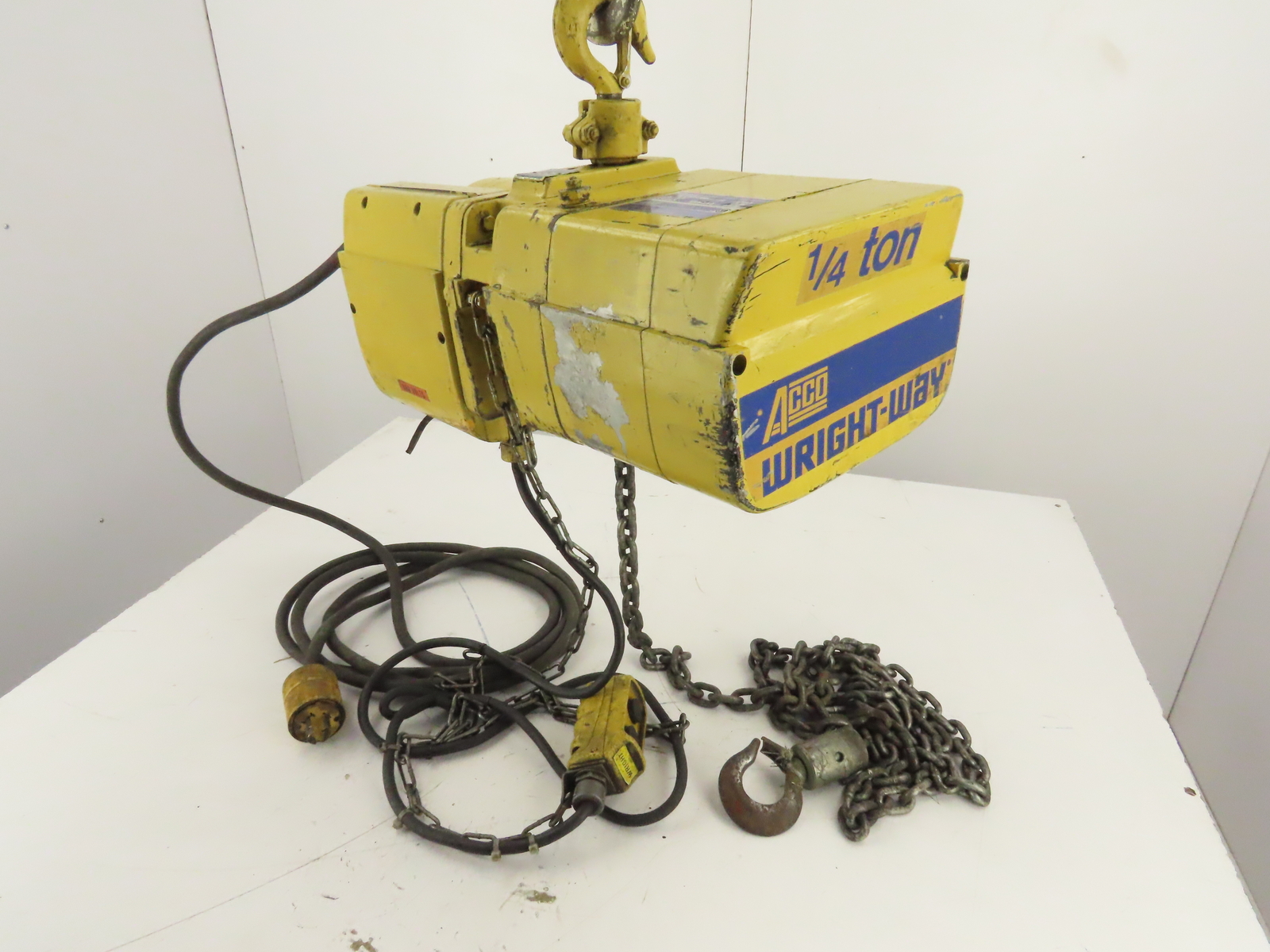 ACCO Wright-Way 1/4Ton 16FPM Electric Chain | Grelly USA