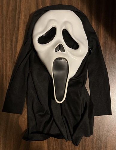 Scream Ghost Face Mask Easter Unlimited EU Fun World - Apr-Jun 2022 | eBay