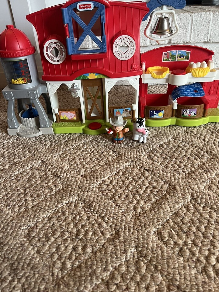 Fisher Price BARN Play Set Farm Toy Talking Singing Little People ...
