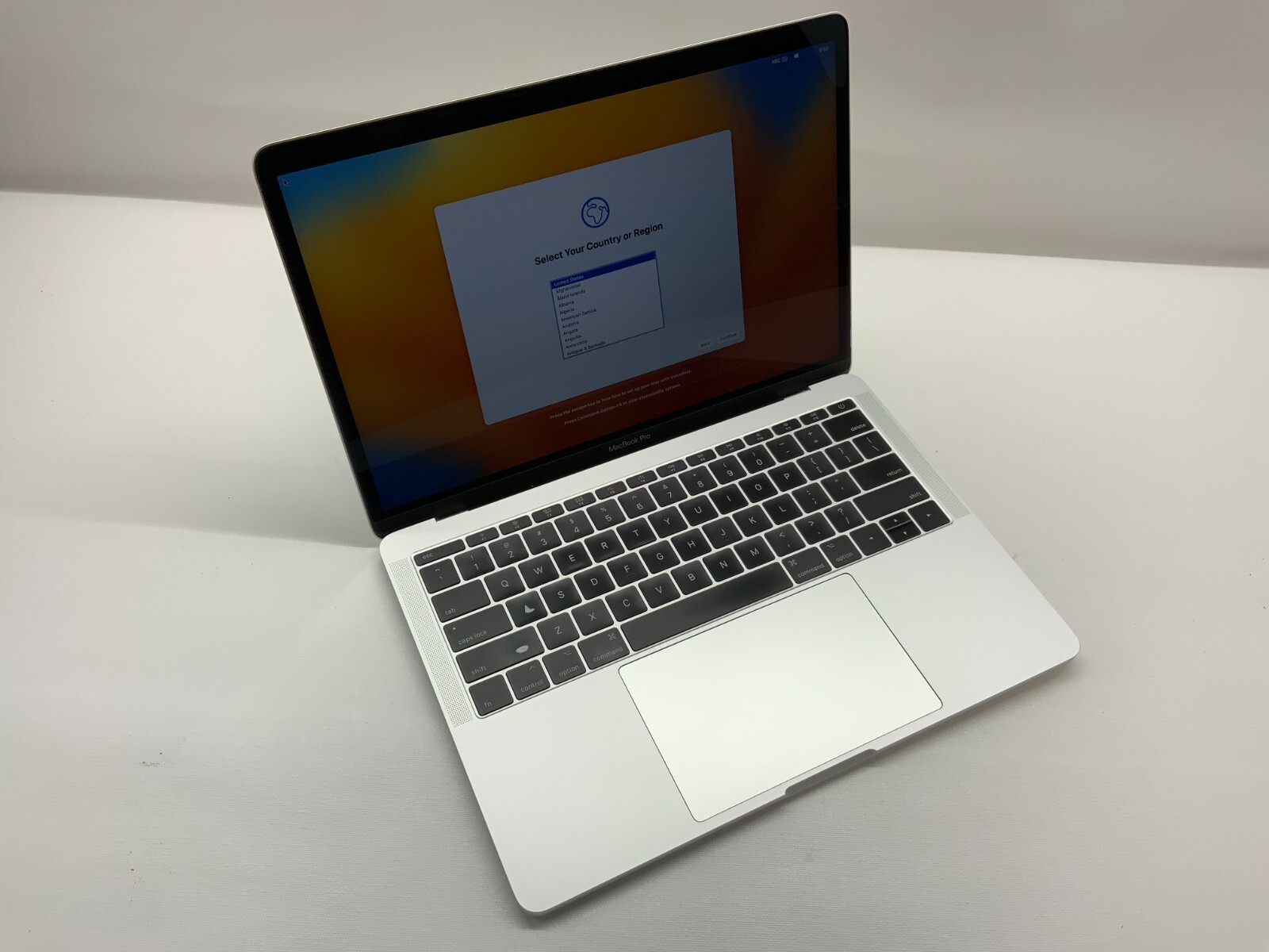 APPLE Macbook Pro A1708 2017 13" Laptop i5 7360U 8GB 256GB Ventura ...