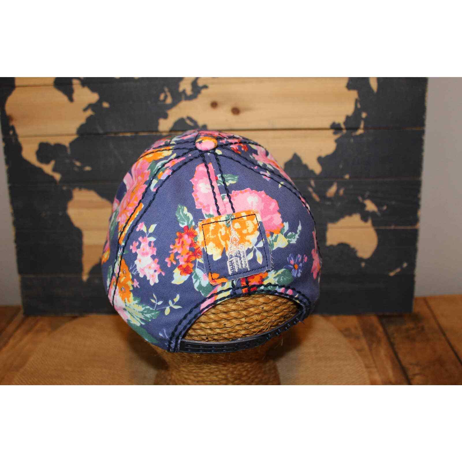 Robin Ruth Floral designed New York Empire State Buil… - Gem