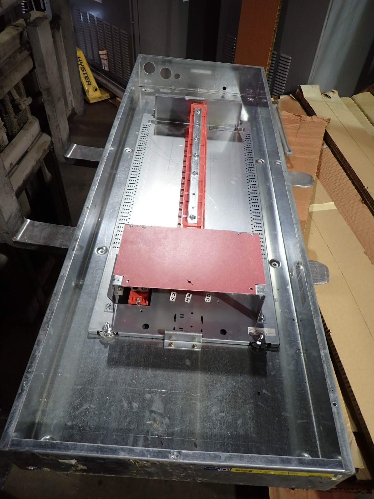 SQUARE D HCN32742N 225 amp 600v 3 Phase I line Breaker Panel MLO Indoor ...