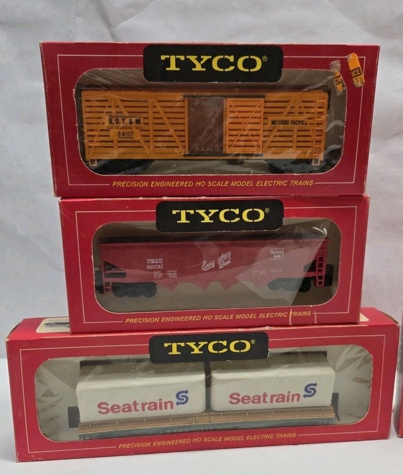 HO Scale Mantua Tyco Locomotive Santa Fe 4015 Texaco Seatrain Train Lot ...