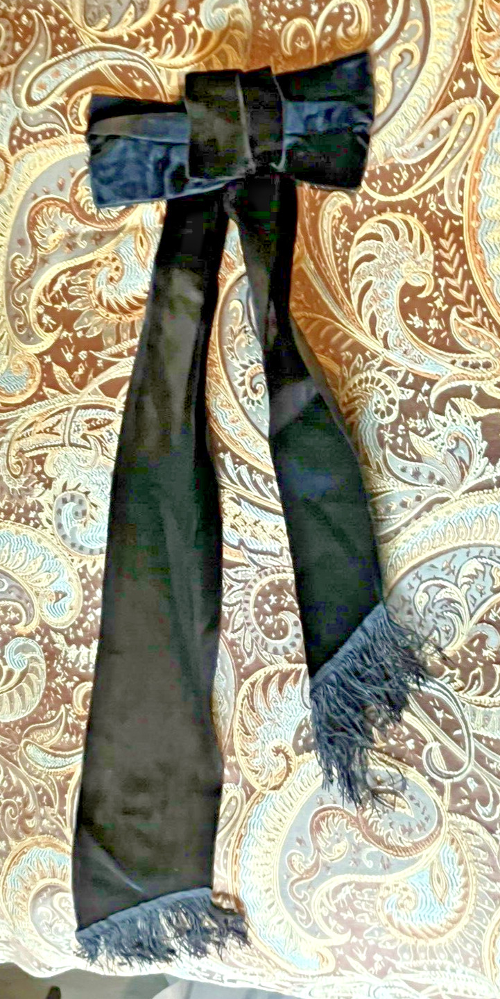 1920S LONG BLACK VELVET SILK-LINED SASH - WITH FRINGE… - Gem