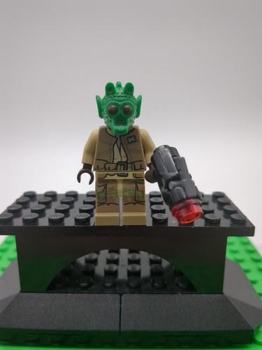 Lego Star Wars Rodian Alliance Fighter Minifigure 75133 | eBay