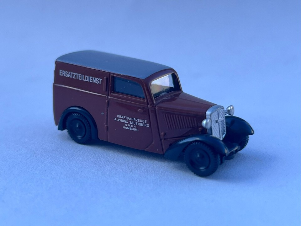 Brekina, Roco, Kibri, Praline, Herpa - Vehicles, HO scale, various ...