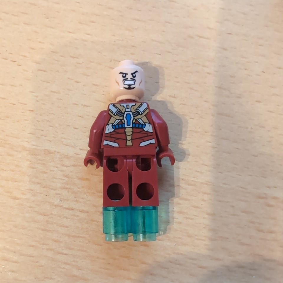 Lego Iron Man Mark 17 Heartbreaker + Mandarin Minifigure Marvel ...