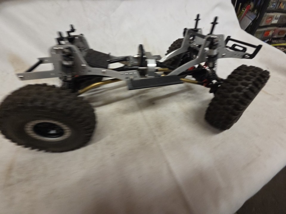 Axial SCX10 iii Kit Built Custom Tons Of Mods. Scaler FORD Chopped ...