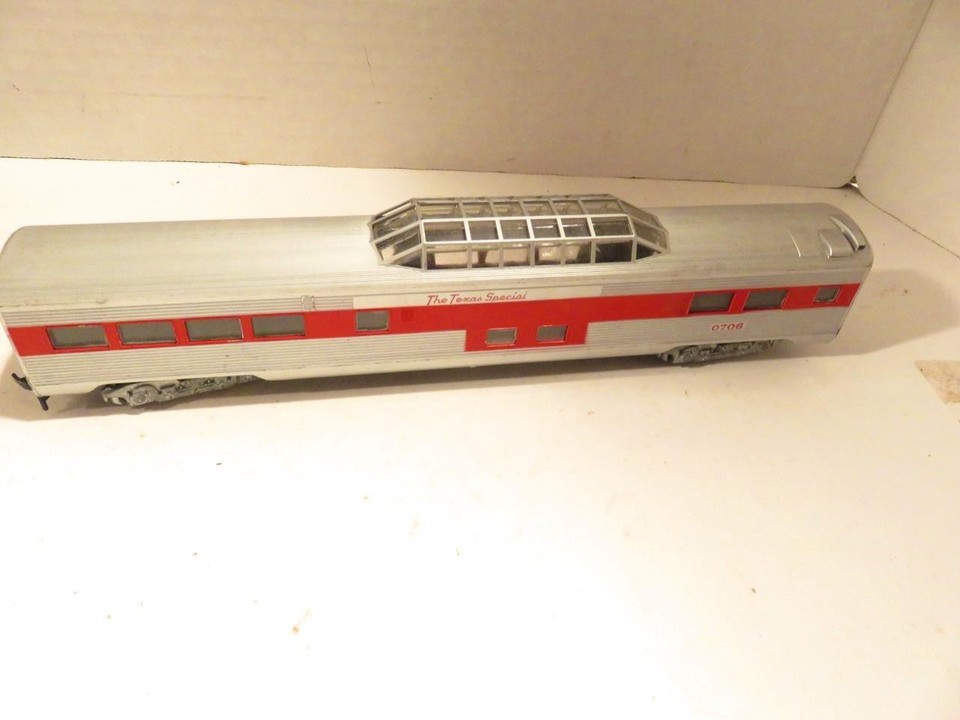 LIONEL POST-WAR HO TRAINS- TEXAS SPECIAL THREE CAR PASSENGER SET- EXC ...