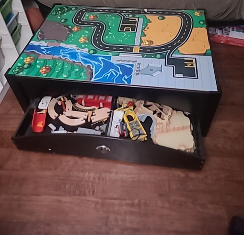 KidKraft #1793 Metropolis Train Table Set - Retail Over 200, Very ...